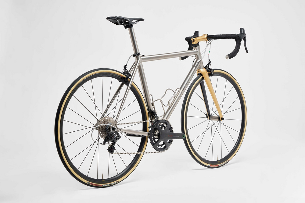 Passoni Titanio Classica : Titanium Road Bike