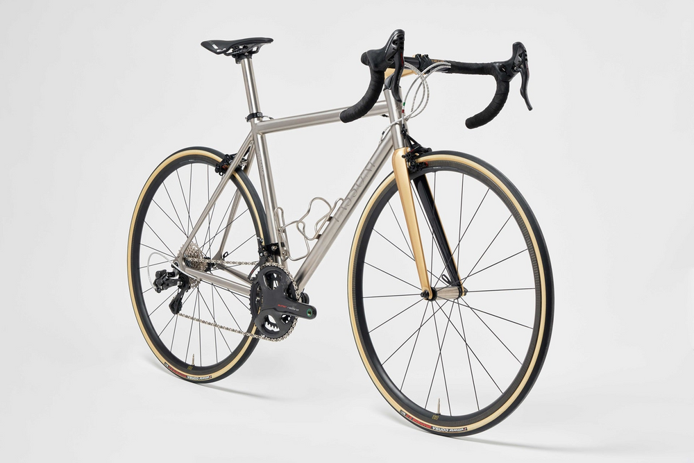 Passoni Titanio Classica : Titanium Road Bike