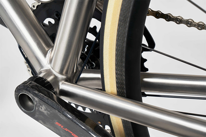 Passoni Titanio Classica : Titanium Road Bike